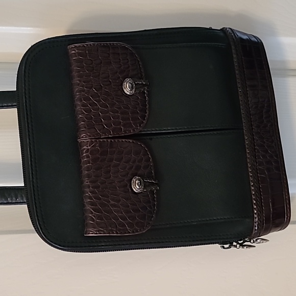 Brighton | Bags | Brighton Small Purse Black Great Condition Crossbody ...